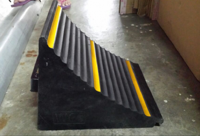 Rubber Wheel Chock - Pancar Selamat Sdn Bhd