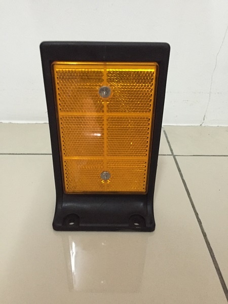 Delineator - Pancar Selamat Sdn Bhd